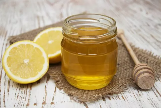 Lemon with honey: benefits for the body on an empty stomach, for weight loss, for immunity, for coughs, for colds, for cleaning blood vessels 10069_4