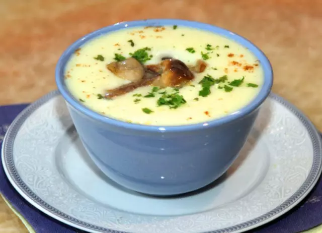 Soupe crémeuse aux cèpes: recettes à base de séché, congelé, frais 10108_2