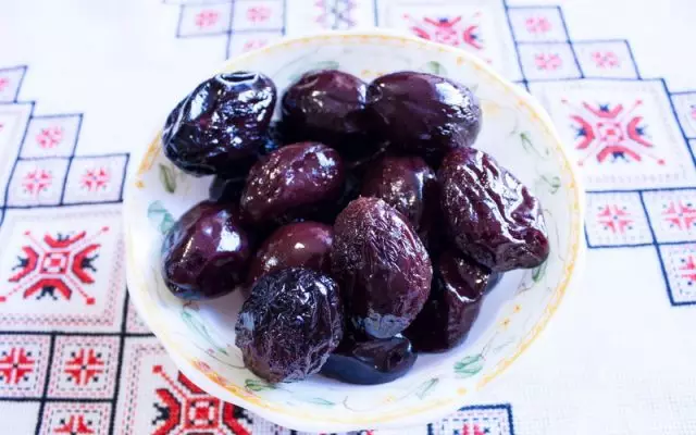 Soyayyen plums a gida: girke -girke na hunturu tare da mustard, a cikin kwalba, ba tare da haifuwa ba 10187_4