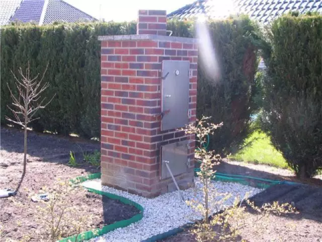 Do-it-yourself hot-smoked brick smokehouse: how to make, photos, videos, drawings 113_2