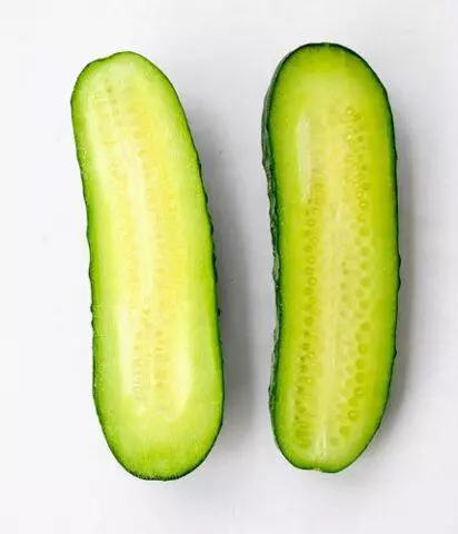 Cucumber Cedric F1: tréithe agus tuairisc, grianghraif, léirmheasanna, plandáil agus cúram 11811_8