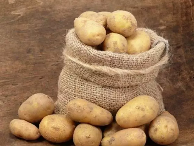 Aardappelen verwerken voor het planten