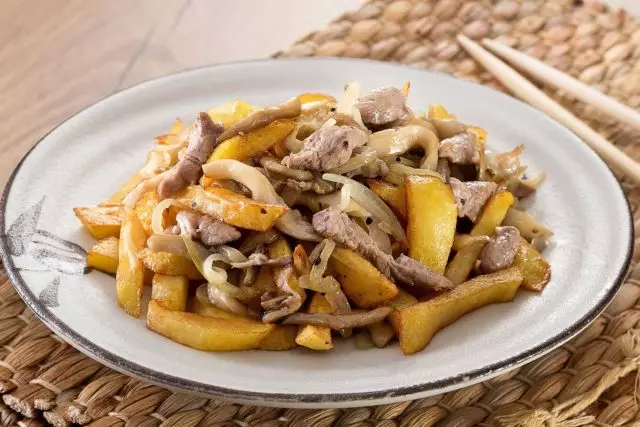 Gebratene Espenpilze: mit Kartoffeln und Zwiebeln, in einer Pfanne und in einem Slow Cooker, Rezepte 13197_10