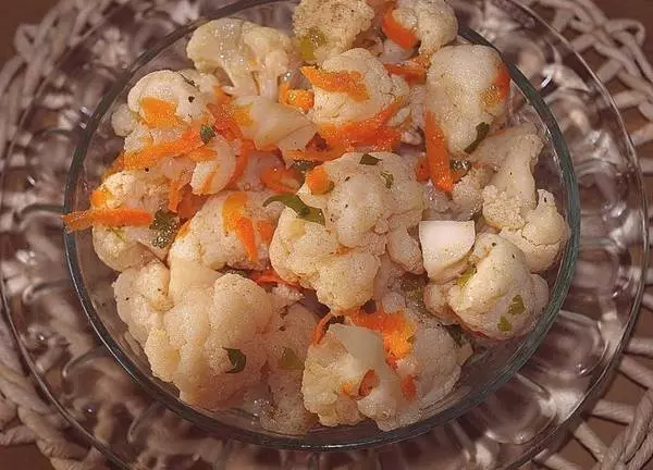 Korean style pickled cauliflower 13565_1