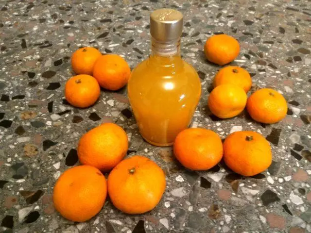 Tangerine vodka kunyumba 2223_2