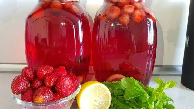 Kompot Stroberi lan apel: ing panci, nganggo ceri, raspberry, resep 2410_6