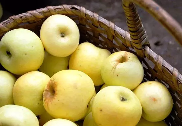 Pickled apples in 3-liter jars 2453_3