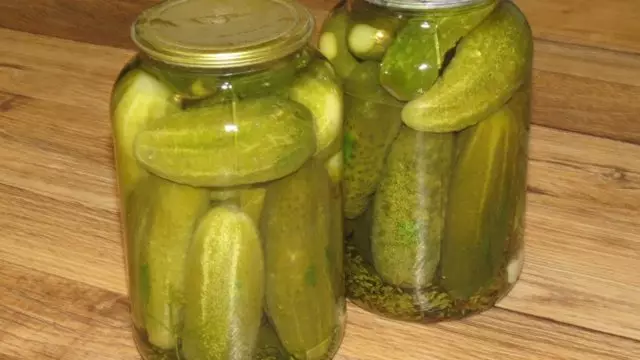 Cucumbers marinated nrog citric acid rau lub caij ntuj no: yam tsis muaj kev ua kom tsis muaj menyuam, nrog txiv qaub, vodka 2470_5