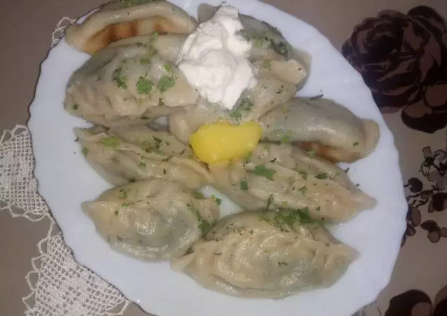 Nettle dumplings: i Dagestan, på polska, hur man lagar med keso, med kött 2531_9