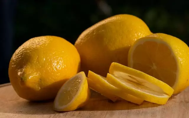 Le citron augmente ou diminue la tension artérielle : bienfaits pour l'hypertension, recettes 316_2