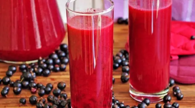 Blackcurrant fruit drink: benefits and harms, how to cook, recipes 4528_2