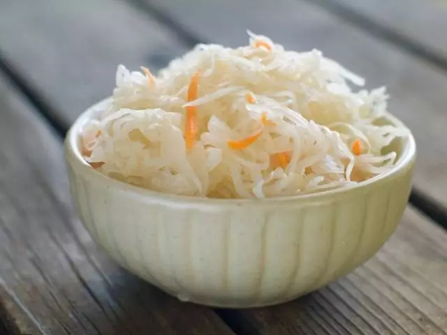 I-Sauerkraut: iresiphi yethini elingu-3-litre 556_5