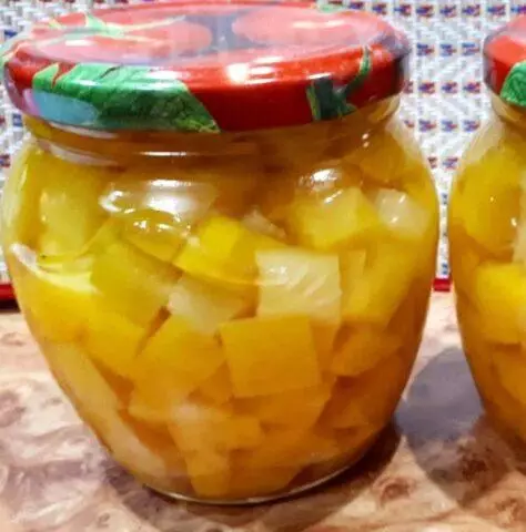 Zucchini dalam jus nanas untuk musim dingin: resep 590_3