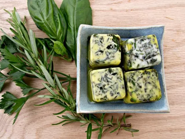 Grass Tarragon (Tarragon): apa yang disebut berbeda, seperti apa, deskripsi, foto, cara menggunakan dalam memasak, dalam konservasi 7517_5