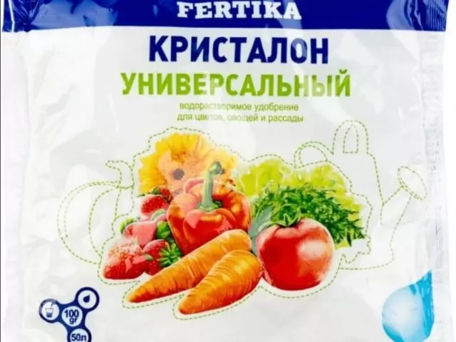 Ўгнаенне Кристалон: для чаго ўжываецца, віды, інструкцыя па ўжыванні, склад 8039_3