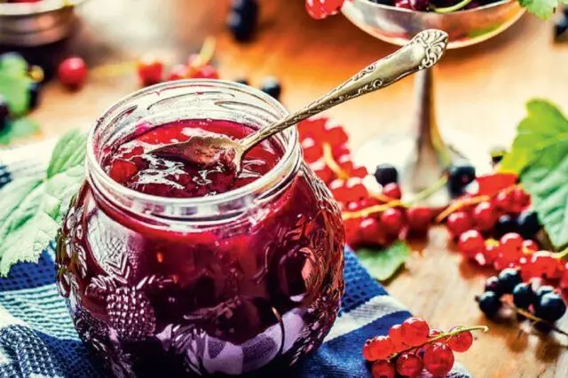 Johannisbeeren mat Hunneg fir de Wanter: Konservatioun vum Jelly, Rezepter ouni Kachen 8454_6