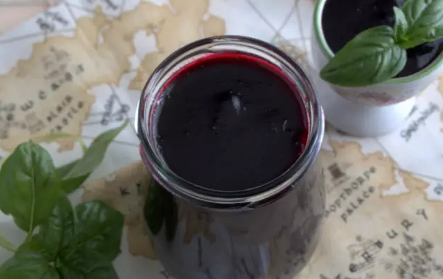 Blackcurrant jelly: how to cook, recipes for the winter 9275_8