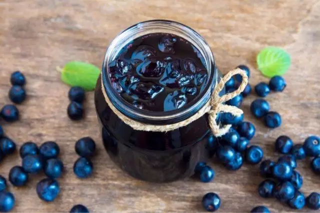 Blueberries ina sú féin: conas cócaireacht le agus gan siúcra, oidis don gheimhreadh 9291_15