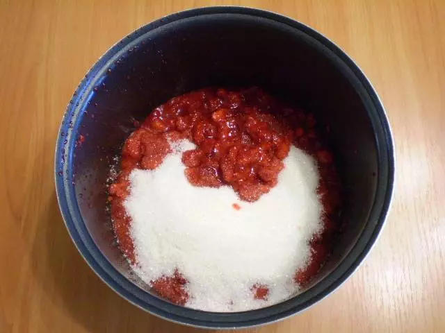 Dikke aardbeienjam voor de winter: recept + foto 9344_6