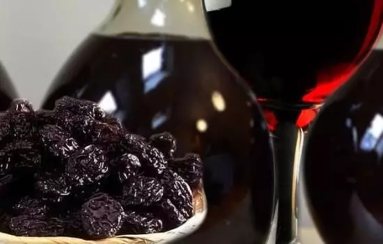 Prune tincture: resep pikeun vodka, alkohol, bulan moonshine 9399_8