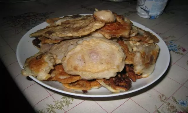 Pan de xenxibre en masa: receitas de cociña paso a paso con fotos 9542_2