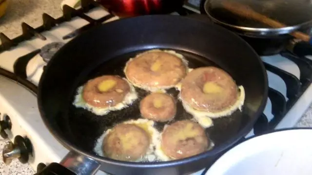 Pan de xenxibre en masa: receitas de cociña paso a paso con fotos 9542_6