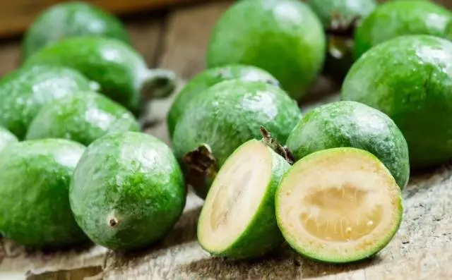 Receitas de feijoa 9804_3