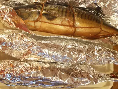 Do-it-yourself hot smoked mackerel: recipes on the fire, in the oven, in a slow cooker 9865_7