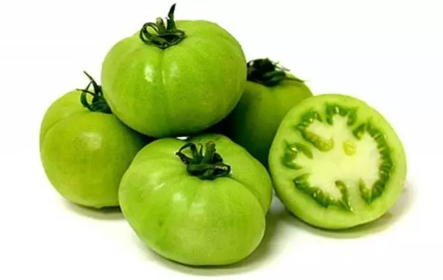 Eingelegte grüne Tomaten mit Knoblauch für den Winter 9892_1