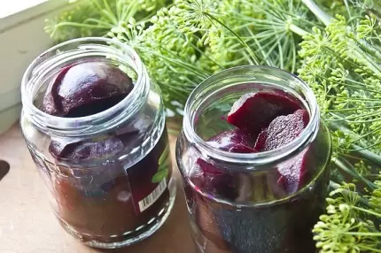 Pickled beets don hunturu: dadi girke -girke ba tare da haifuwa, tare da vinegar 9938_2